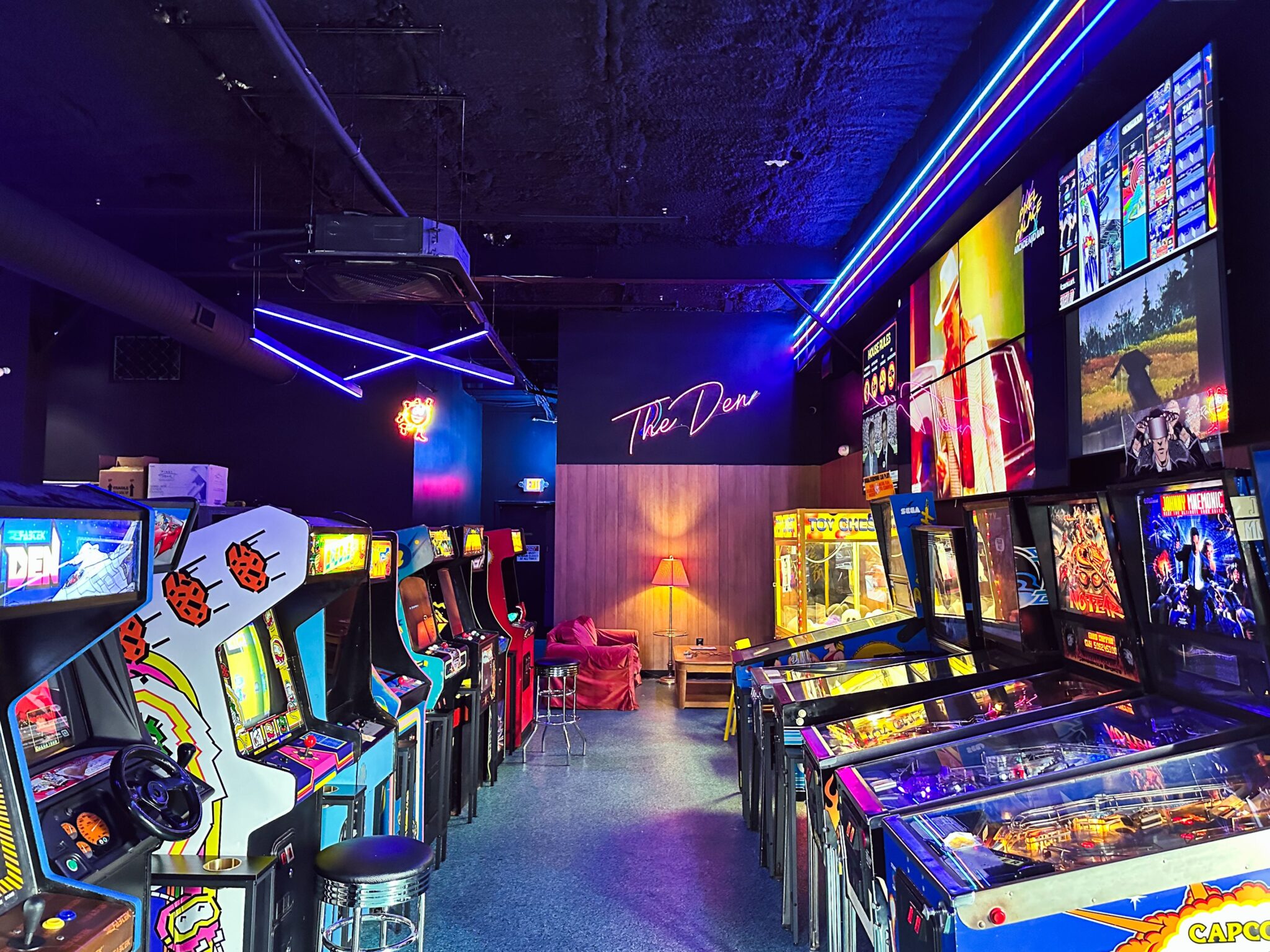 Pixel Palace Arcade and Bar - Round Rock TX