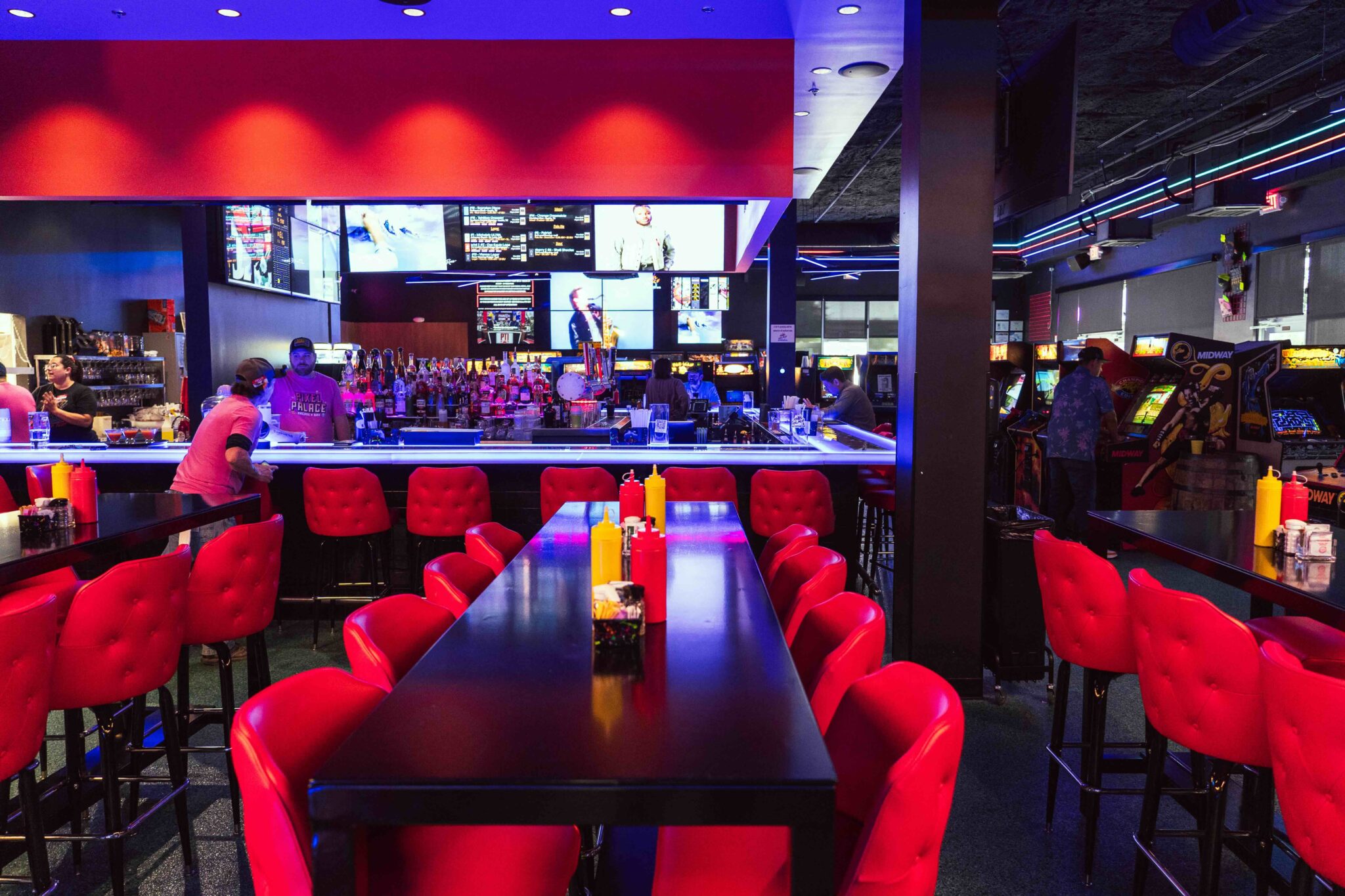 Nightlife in Round Rock | Bars, Music & Rooftop Views